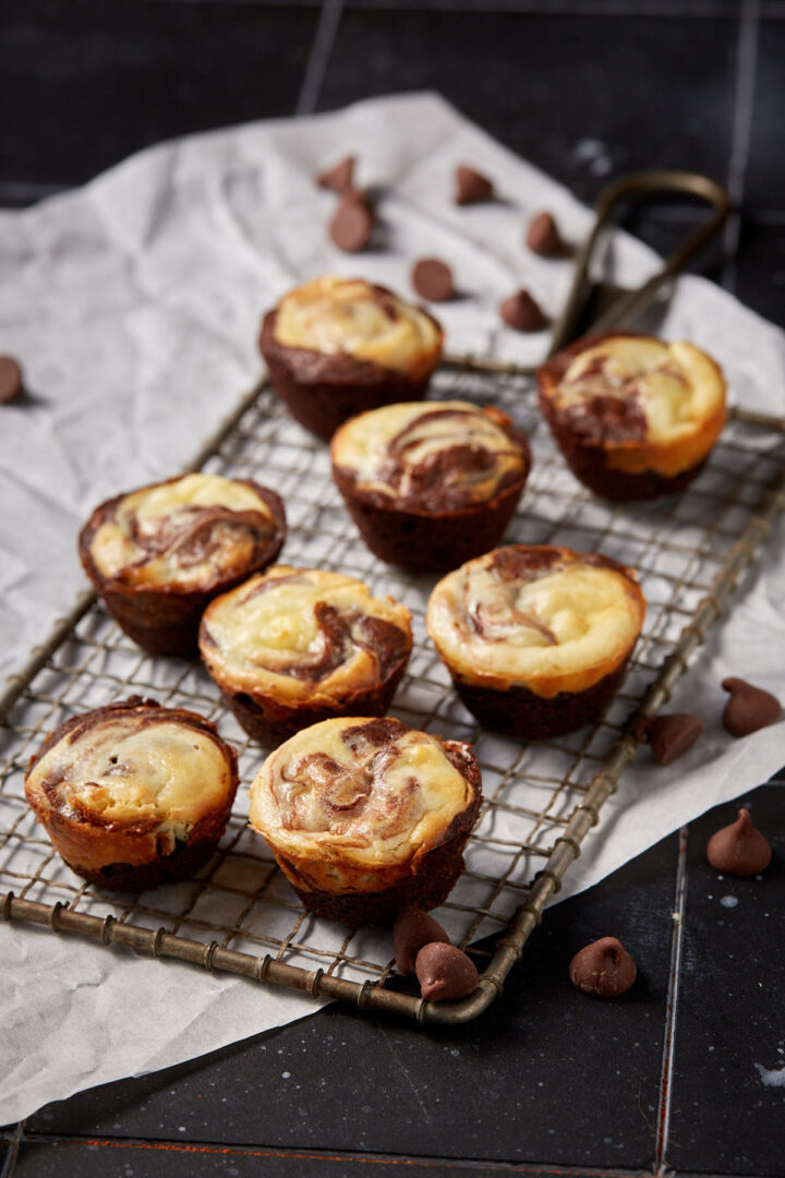 Brownie Cheesecake Bites - Butter & Baggage