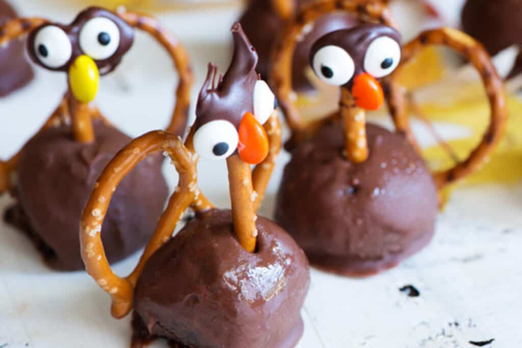 Turkey Oreo Balls (Thanksgiving Truffles) - Butter & Baggage