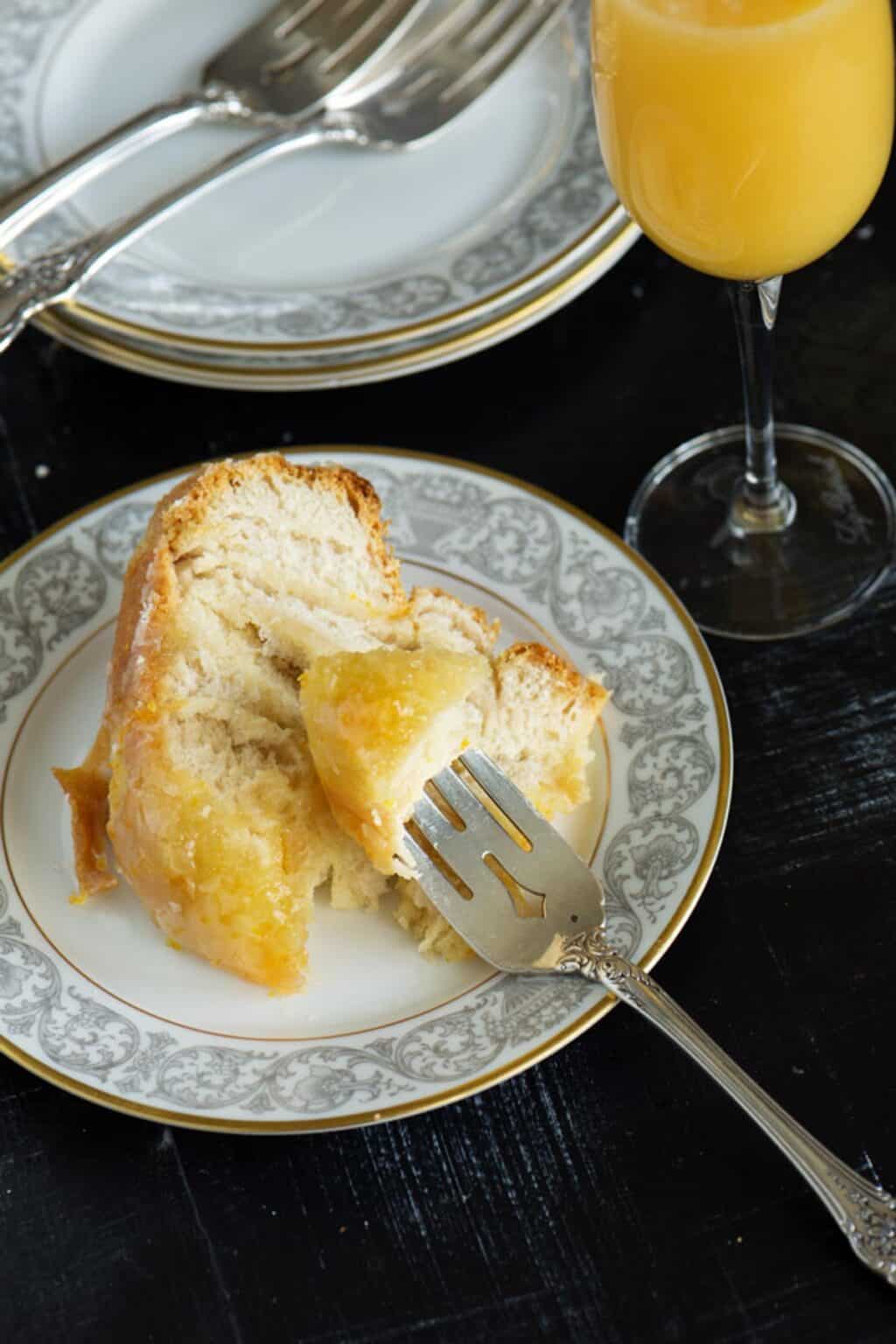 Easy Monkey Bread with Canned Biscuits - Butter & Baggage