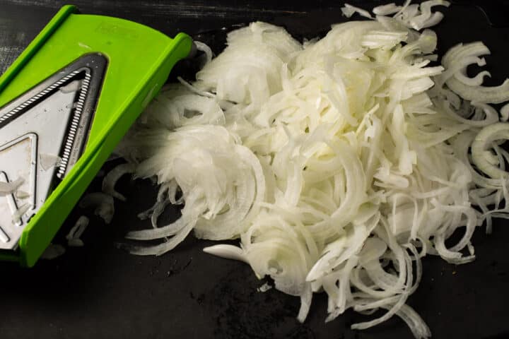 Quick & Easy Crispy Fried Onions - Butter & Baggage
