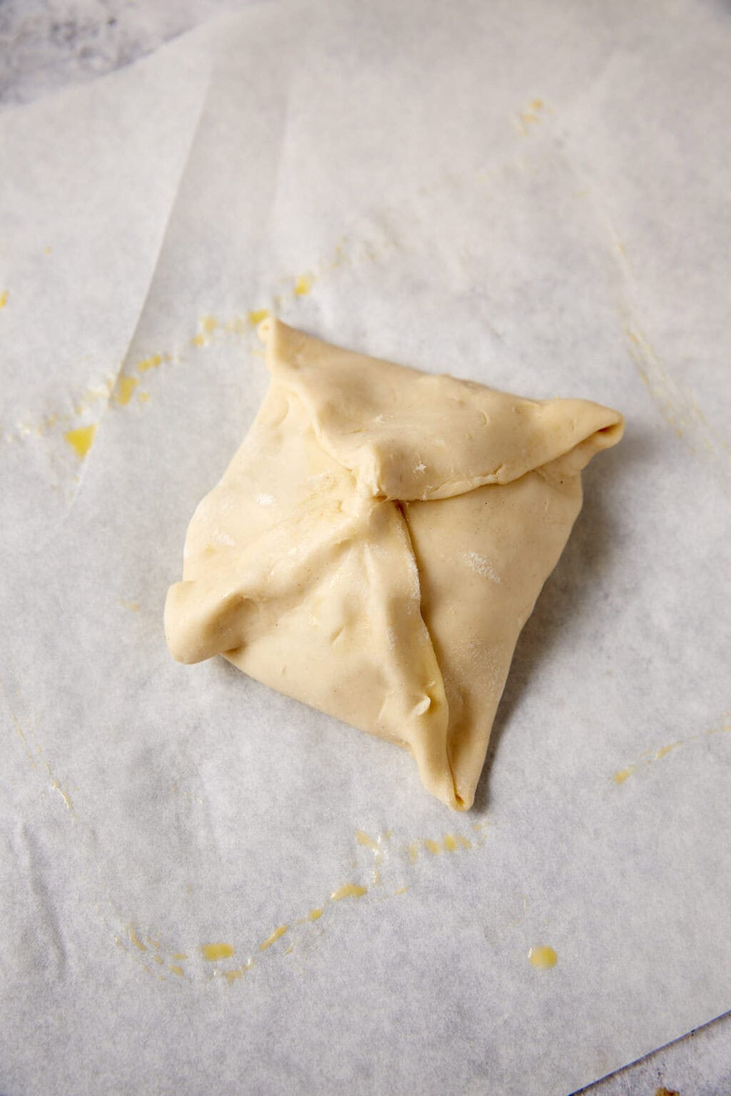 Breakfast Puff Pastry Pockets (with Sausage, Egg & Apple) - Butter ...