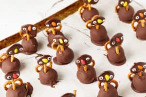 Turkey Oreo Balls (Thanksgiving Truffles) - Butter & Baggage
