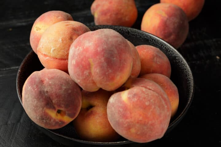 How to Ripen Peaches Quickly - Butter & Baggage