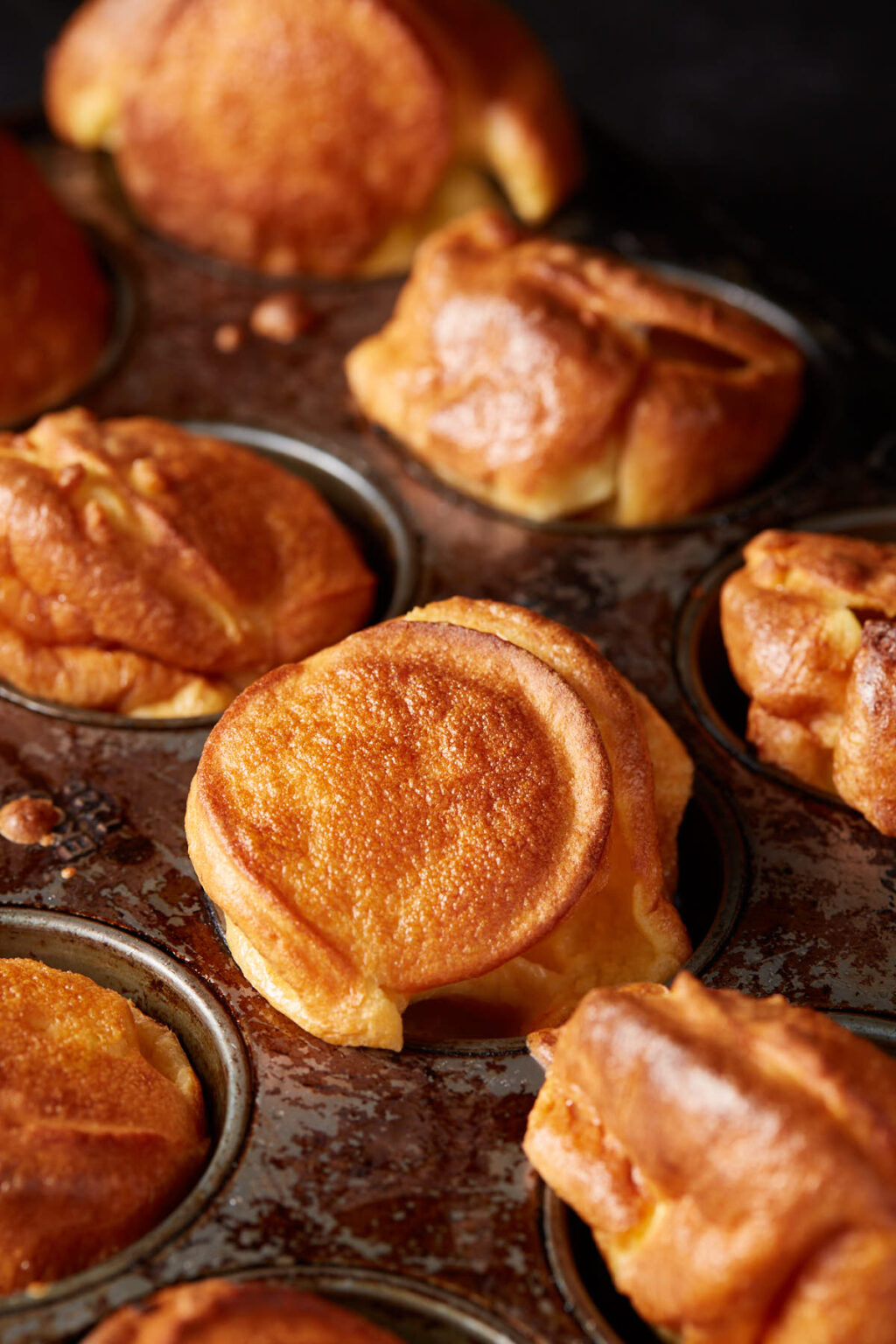 Yorkshire Pudding Muffin Tin - Butter & Baggage