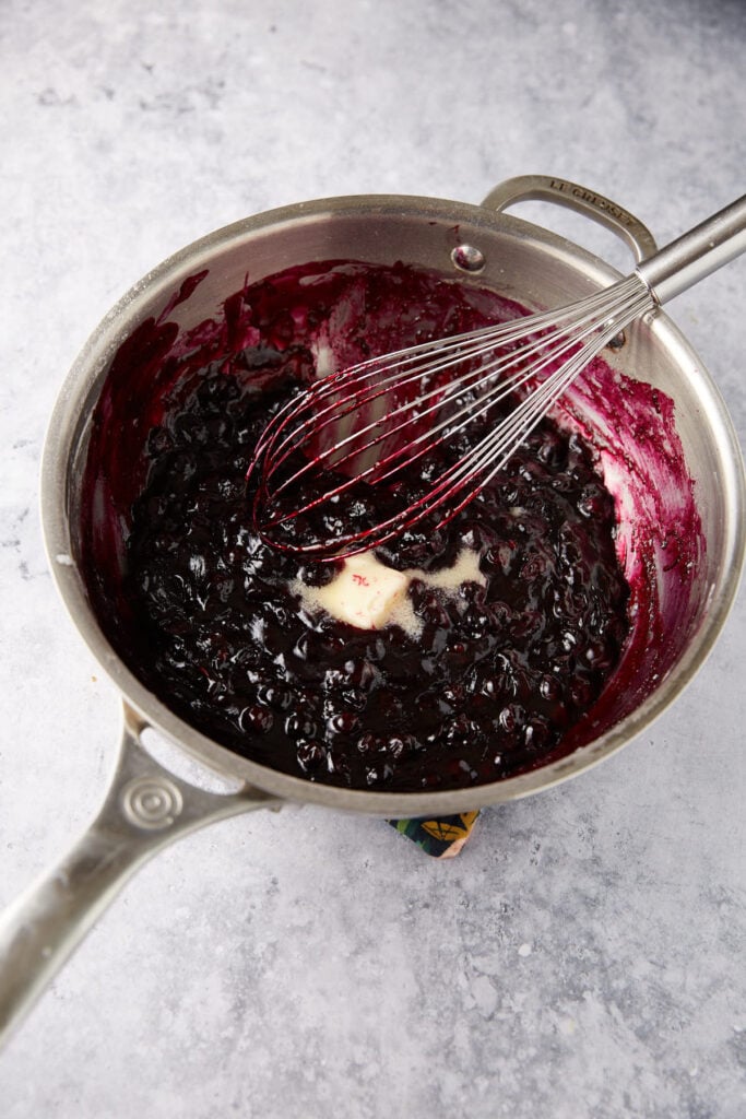 Fresh Blueberry Pie Recipe That Is Not Runny - Butter & Baggage