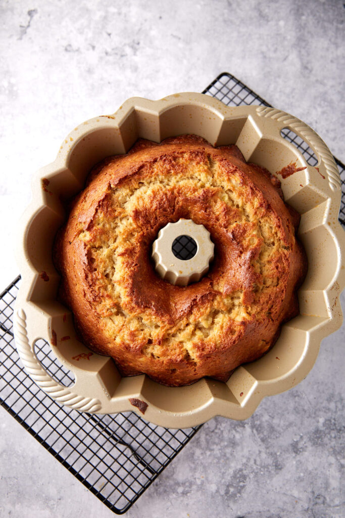 Cream Cheese-Frosted Hummingbird Cake - Butter & Baggage