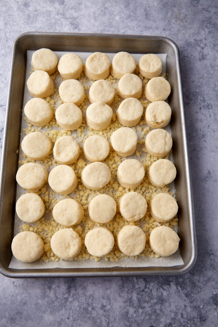 Mini Biscuits with Parmesan Cheese - Butter & Baggage