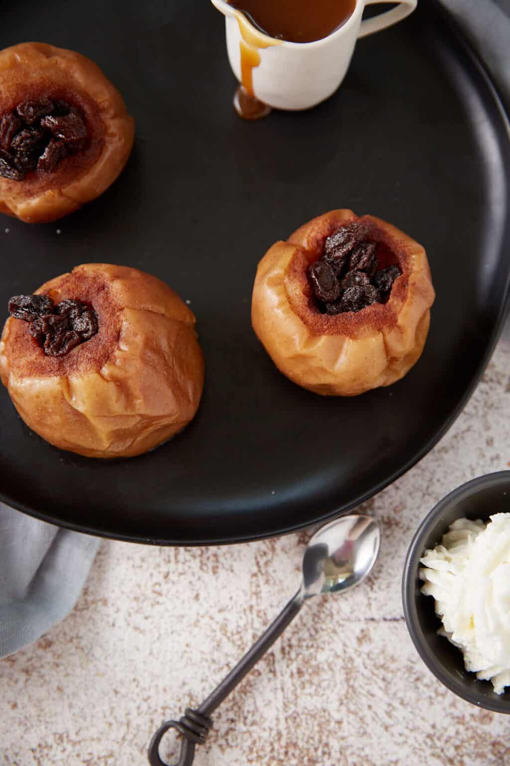 Crock Pot Baked Apples with Raisins and Walnuts - Butter & Baggage