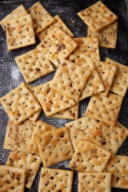 Southern Fire Crackers Baked with Ranch and Red Pepper Flakes - Butter ...