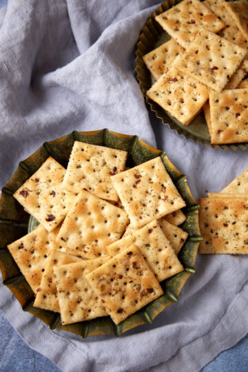Southern Fire Crackers Baked with Ranch and Red Pepper Flakes - Butter ...