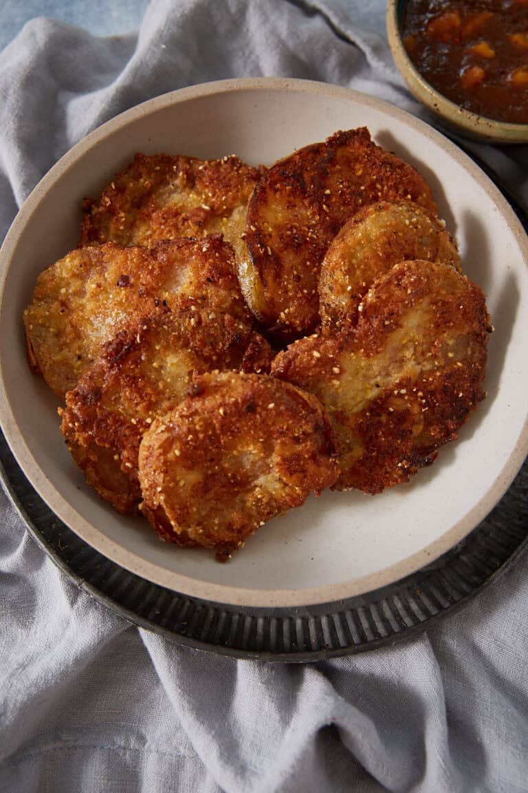 Buttermilk Fried Green Tomatoes with a Crispy Cornmeal Crust - Butter ...